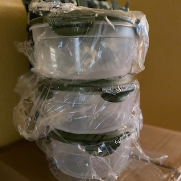 Kitchen | Locknlock Insulated Tote Bag With 3 Containers With Handles ...